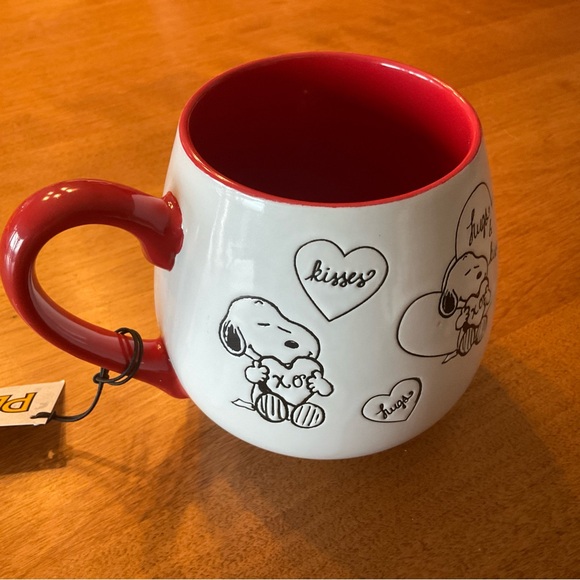 Gibson Homewares | Kitchen | Peanuts Stoneware Snoopy Mug Nwt | Poshmark